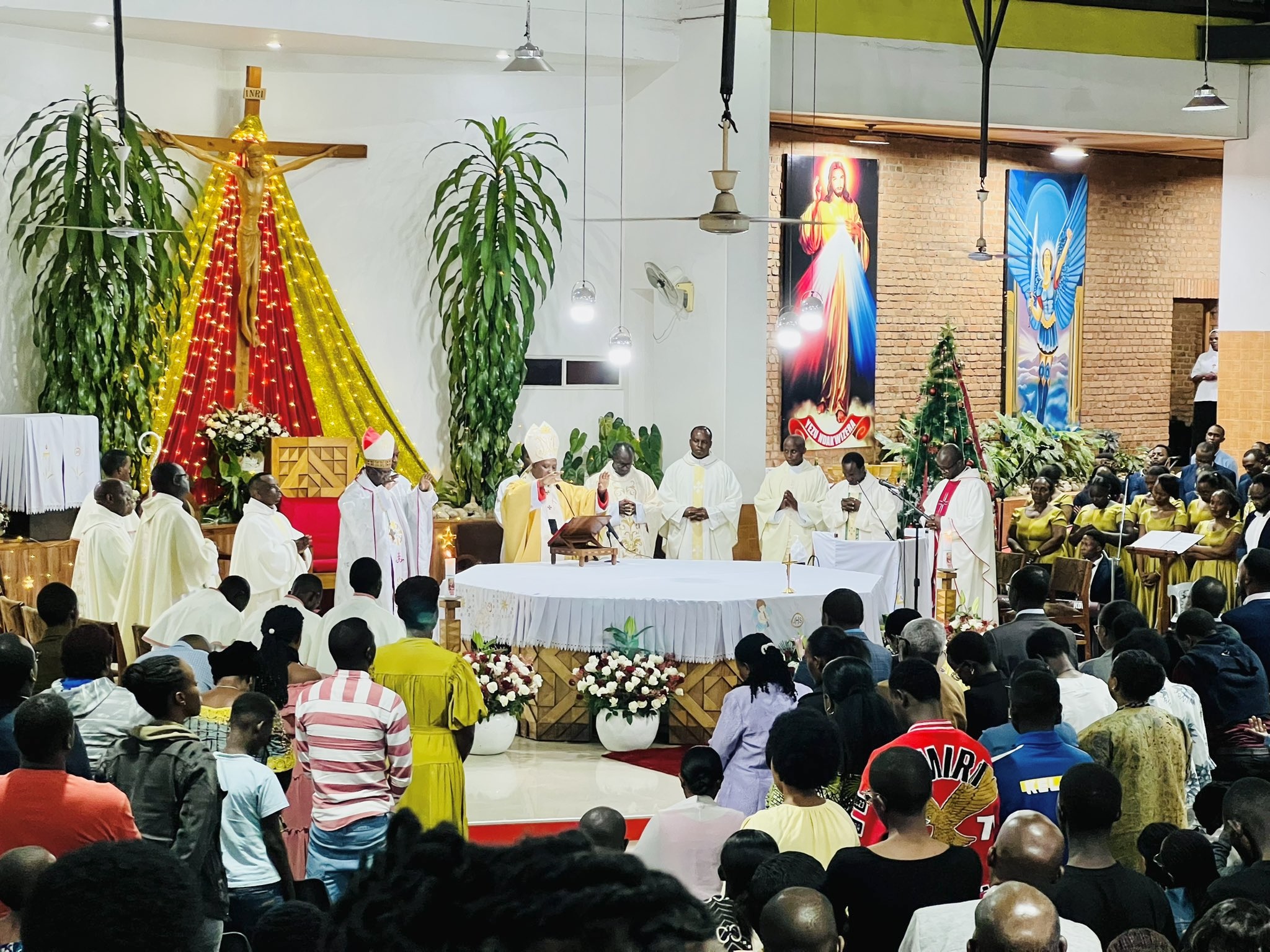 Cardinal Kambanda calls for reopening of compliant churches