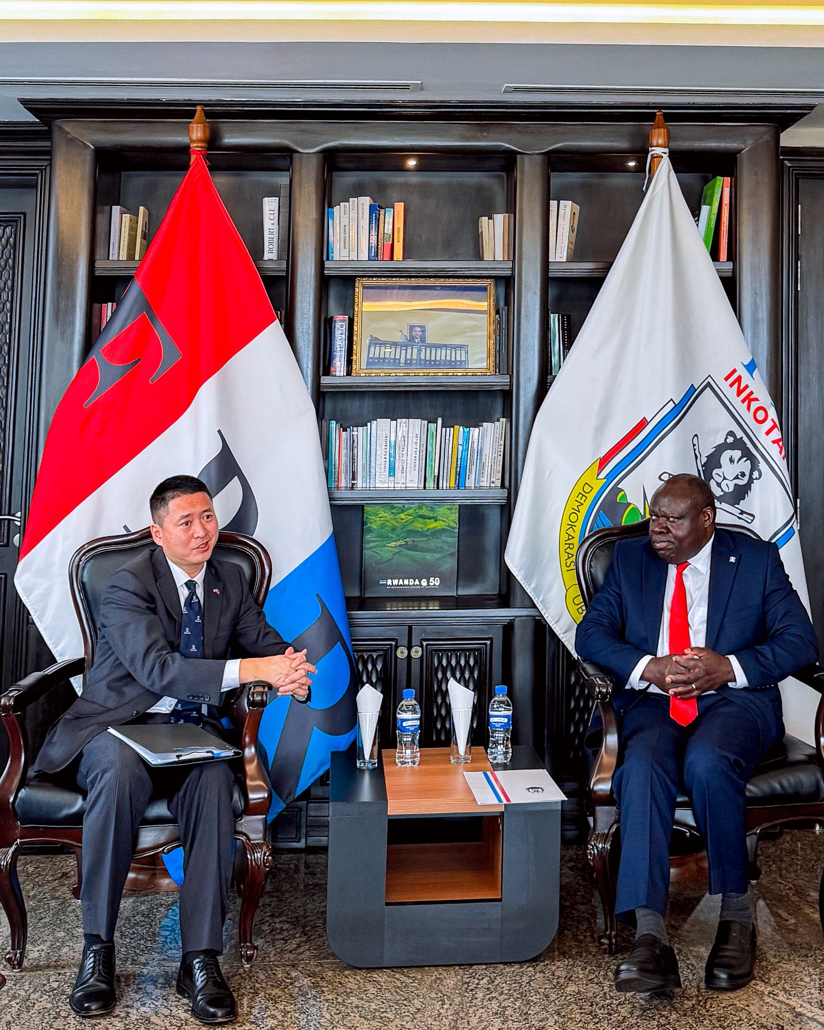 FPR–Inkotanyi Secretary General meets Chinese Ambassador to Rwanda