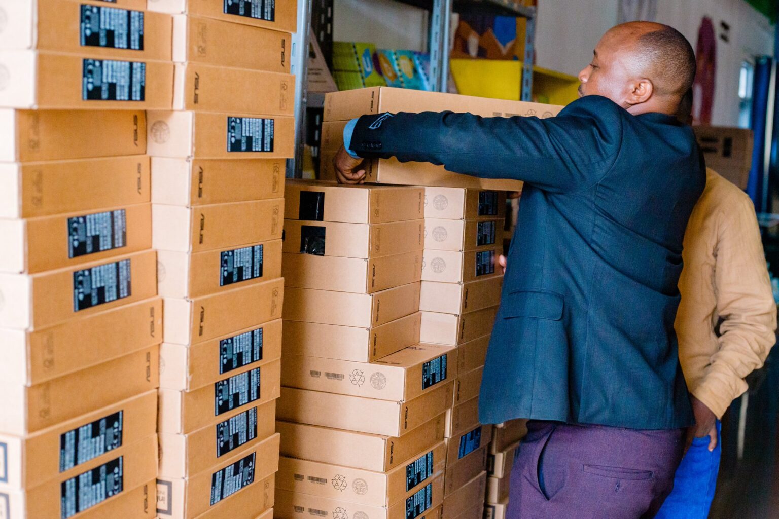 483 schools in Rwanda receive 15,000 new computers to boost digital ...