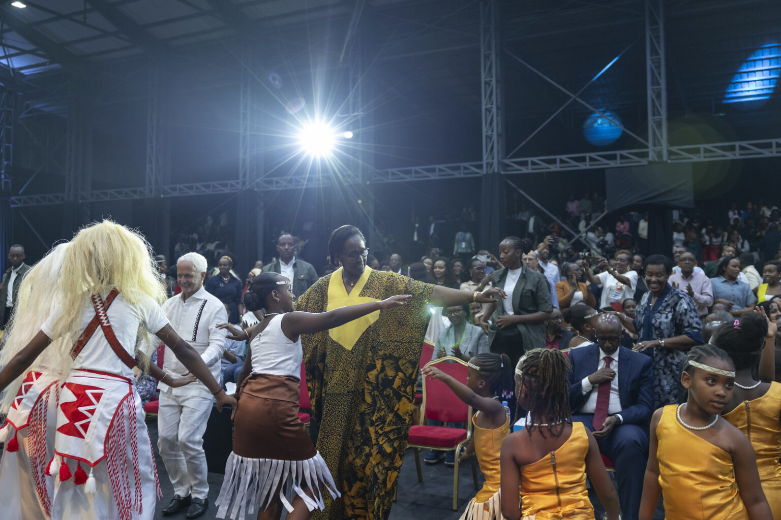 Madamu Jeannette Kagame yitabiriye igitaramo Nyarwanda muri Green Hills ...