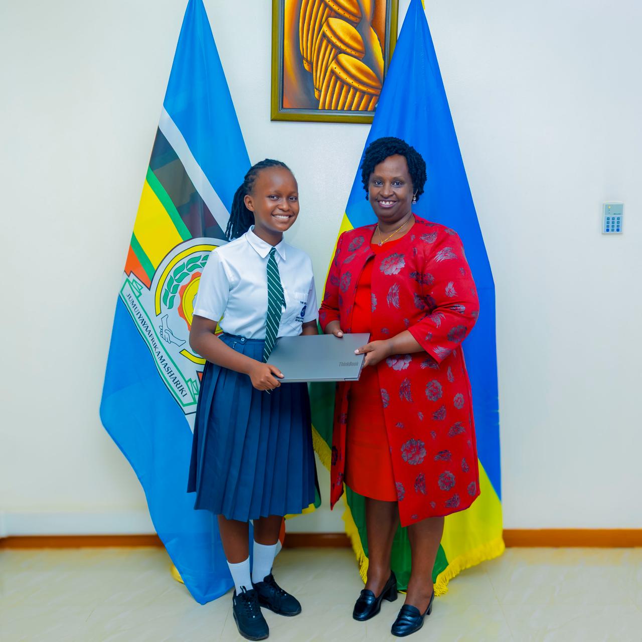 Foreign Affairs Ministry commends Rwandan student for winning EAC essay ...